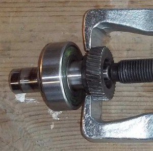 How to Use a Gear Puller ⋆ handycrowd.com